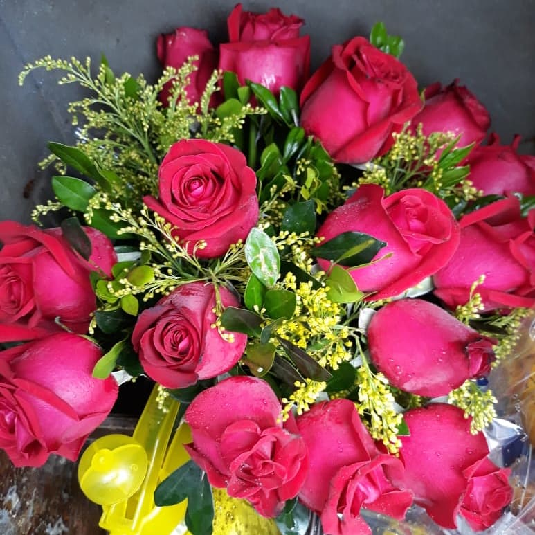 Floricultura Serra: Comprar Flores Online, Buquês e Cestas | Isabela Flores